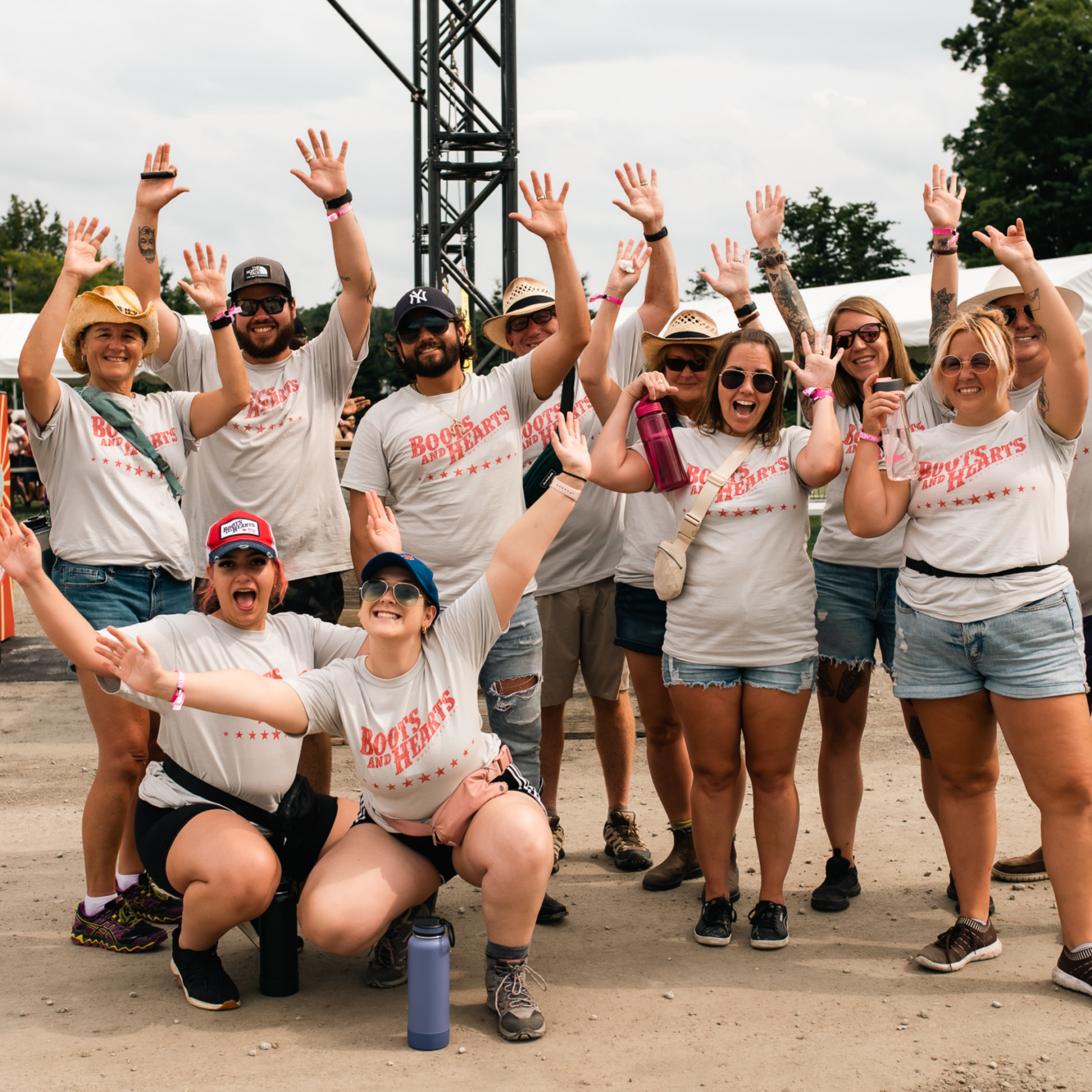VOLUNTEER – Boots and Hearts Music Festival